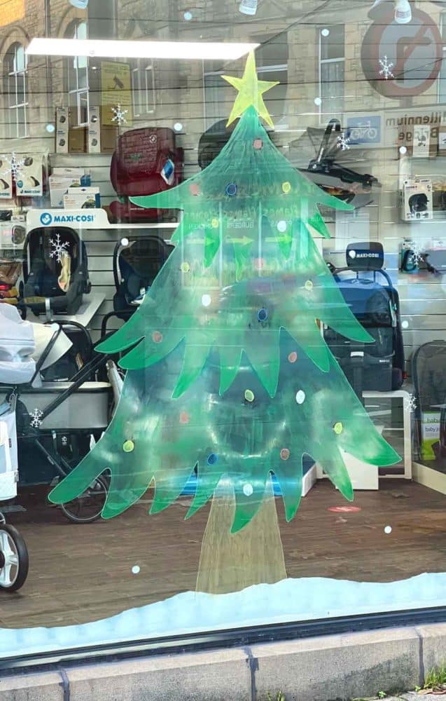 Painting Christmas Advent Windows with Peelable Glass Paint - Thorndown ...